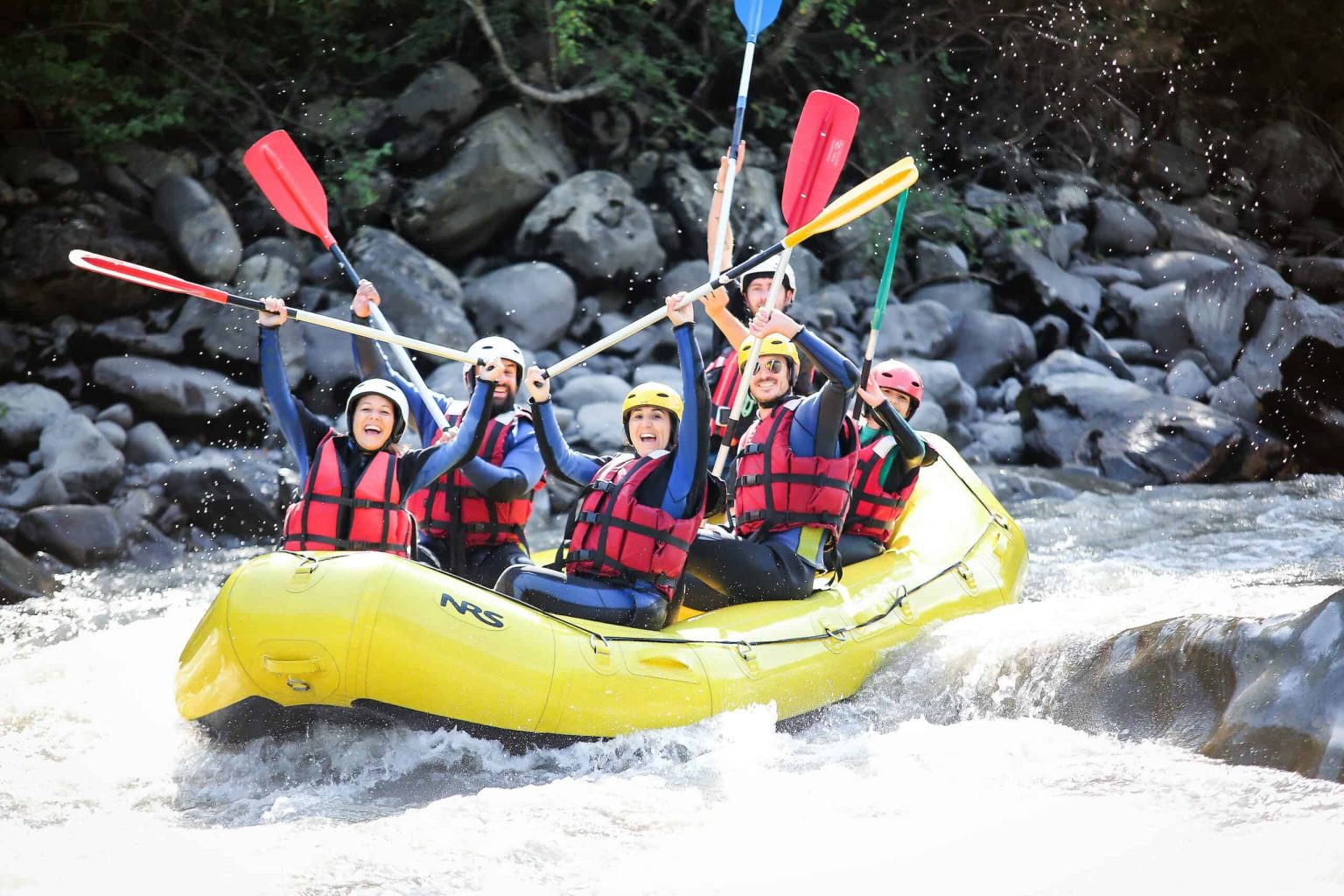 Family rafting on the Ubaye - Crazy Water Rafting